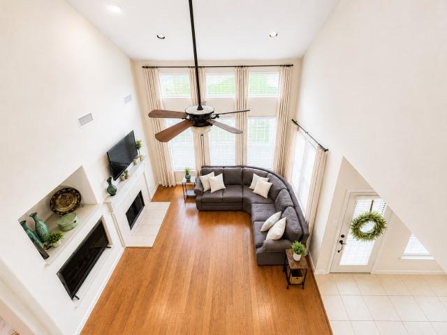 4027 Chestnut Bend Drive