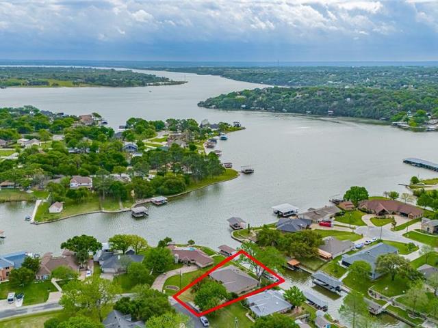 4027 Dakota Trail