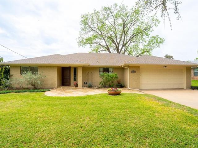 4027 Dakota Trl, Granbury, TX 76048
