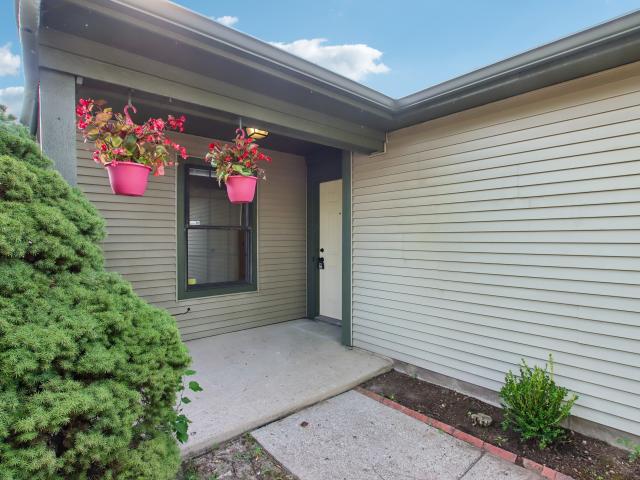 4027 Eagle Cove West Drive