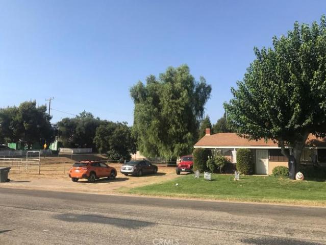 40280 Dutton St, Cherry Valley, CA 92223