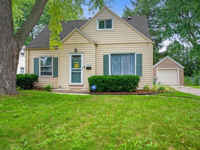 4028 N 83rd St, Milwaukee, WI 53222
