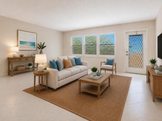 4028 Berkshire B Unit B, Deerfield Beach, FL 33442