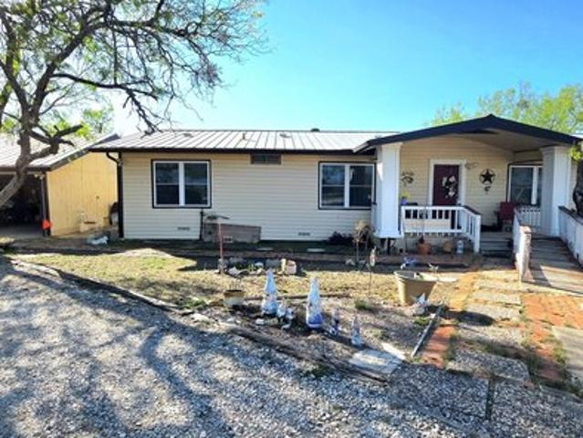 4029 County Road 117, Floresville, TX 78114