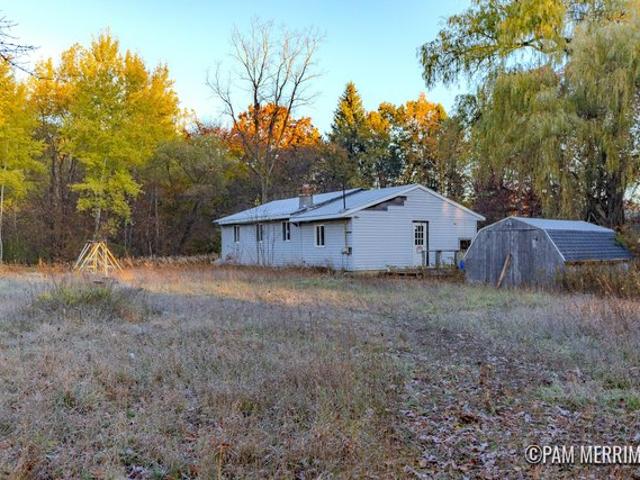 4029 E Evergreen Rd SE, Stanton, MI 48888