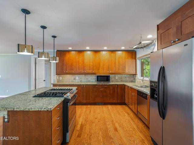 4029 Hiawatha Dr SW, Knoxville, TN 37919 | MLS #1327