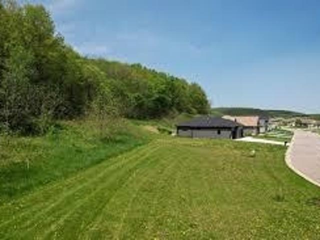 4029 Red Hawk Ct, Black Earth, WI 53515 | MLS #2016 | Compass