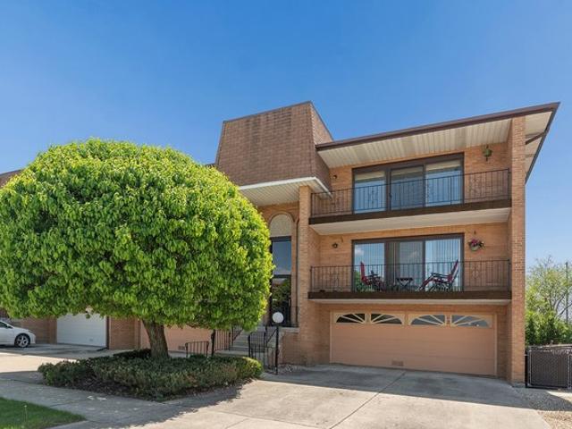 4029 W 93rd Pl Unit B, Oak Lawn, IL 60453