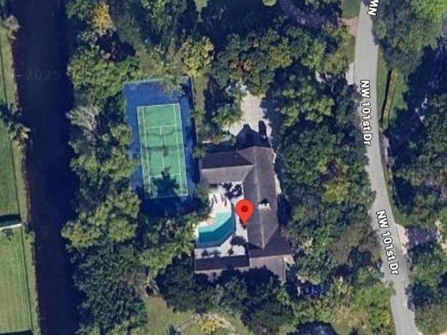 4020 NW 101st Dr, Coral Springs, FL 33065