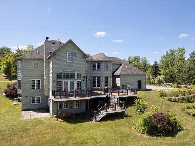 4020 Deer Crossing, Manlius, NY 13104 | MLS #S1679 | Compass