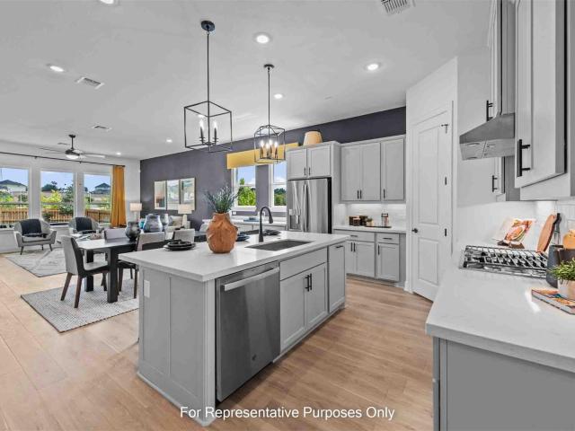 4020 Fulton Dr