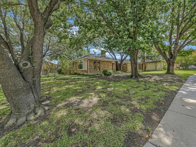 4020 Flintridge Drive
