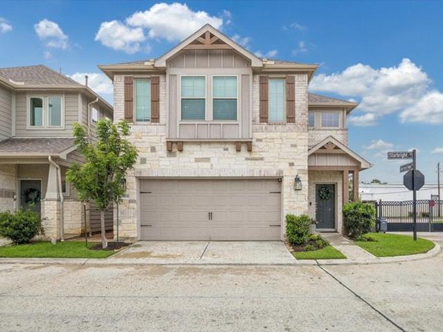 4020 Starbright St, Houston, TX 77018