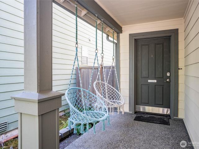 4020 Tribute Avenue E