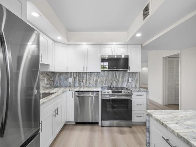 4020 W Palm Aire Dr Apt 408, Pompano Beach, FL 33069