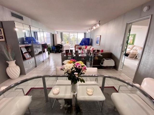 4020 W Palm Aire Dr Apt 410, Pompano Beach, FL 33069
