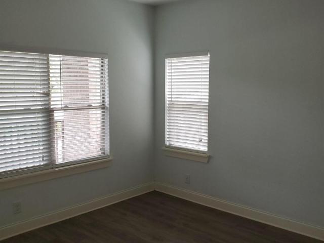 4021 Blackstone Drive 204