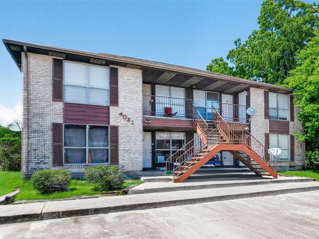 4021 Briar Hollow Drive