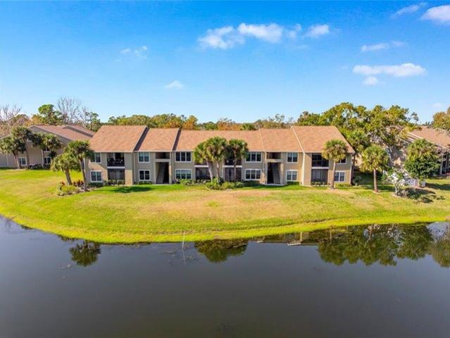 4021 Crockers Lake Blvd Unit 24, Sarasota, FL 34238