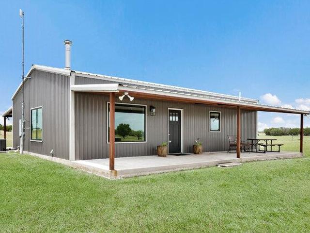 4021 E Fm 243