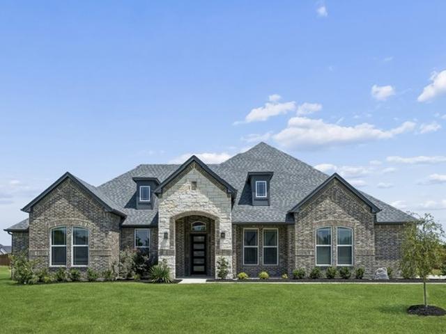 4021 Lagos Dr, Midlothian, TX 76065