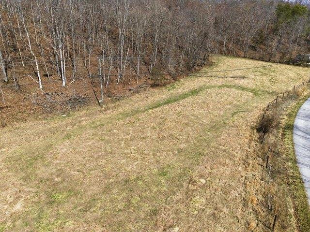4021 Raccoon Creek Rd, Branchland, WV 25506