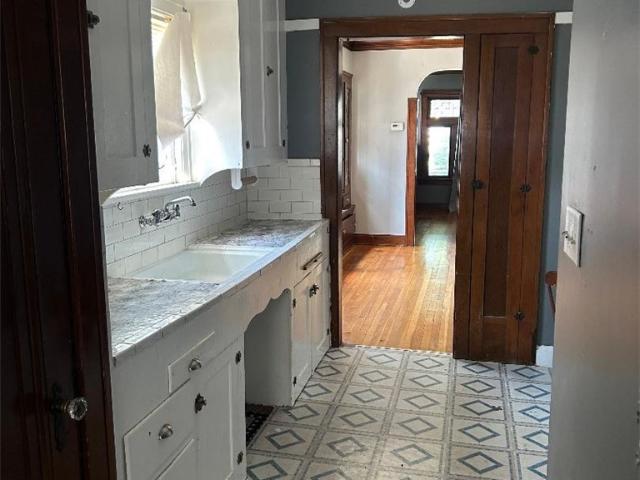 4021 W 160th Street