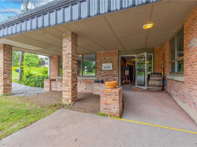 4022 Mill Rd
