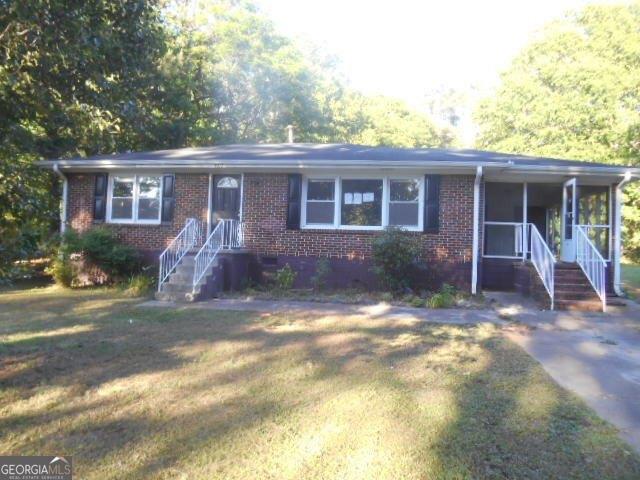 4022 Clark Dr, Ellenwood, GA 30294