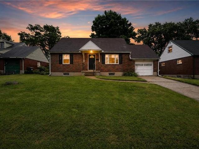 4022 Foxboro Dr, Dayton, OH 45416