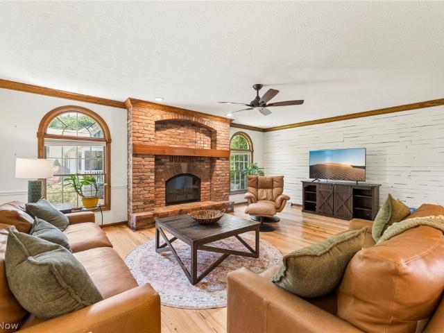 4022 Sunset Drive