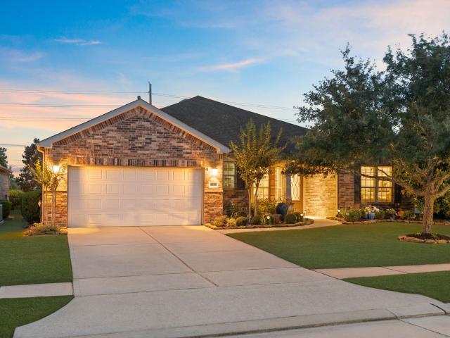 4022 Swallow Tail Way