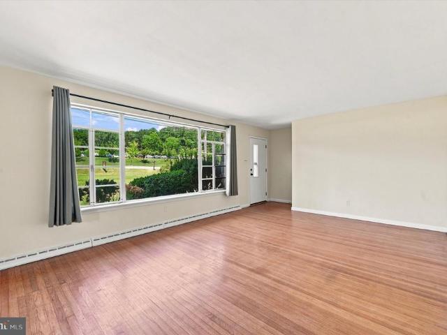 4022 W Chester Pike