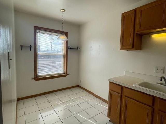 4022 W Montrose Ave 1 Bedroom Apartment for Rent at 4022 W Montrose Ave, Chicago, IL 60641 Albany Park