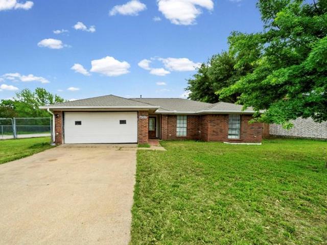 4022 William St, Sachse, TX 75048