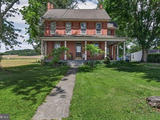 4023 Minute Dr, Columbia, PA 17512
