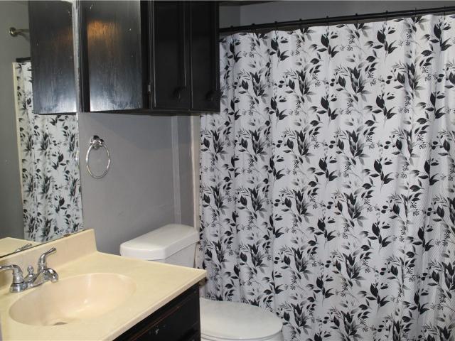 4023 Oak Bay #E Dr 5