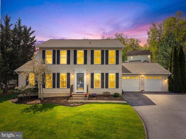 4023 Sickle Dr, Hampstead, MD 21074