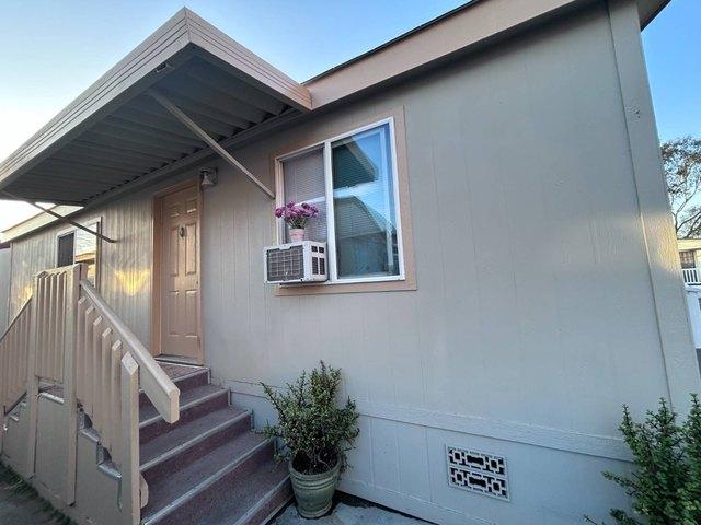 402 63rd St Spc 9A, San Diego, CA 92114
