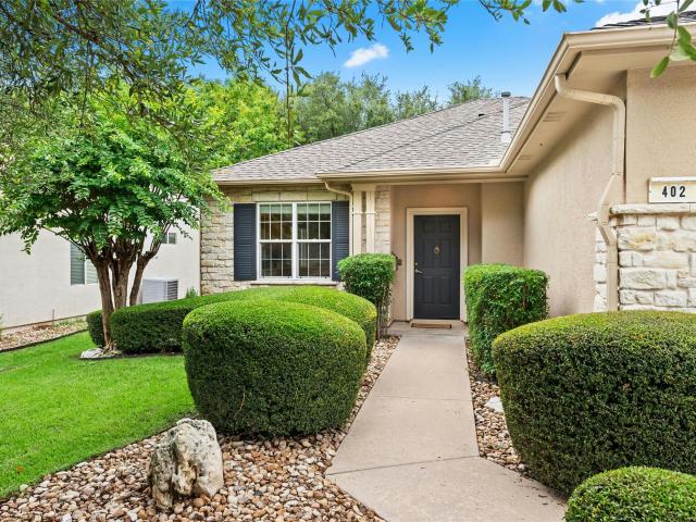 402 Colorado River Rd