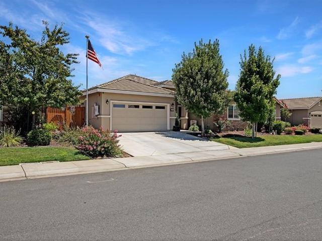 402 Callaway Ln, Ione, CA 95640