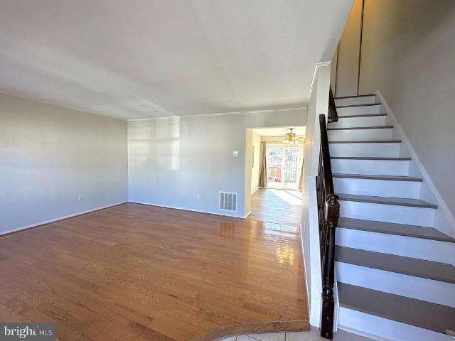 402 Carousel Court