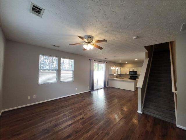 402 Chatooga Ln, Woodstock, GA 30188 | MLS #7727 | Compass