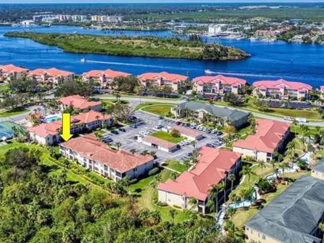 402 Bouchelle Dr Apt 206, New Smyrna Beach, FL 32169