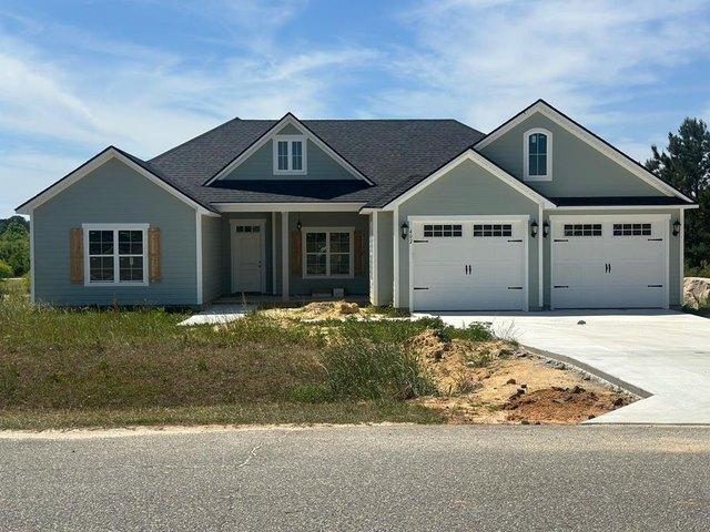 402 Bailey Cir, Thomasville, GA 31757