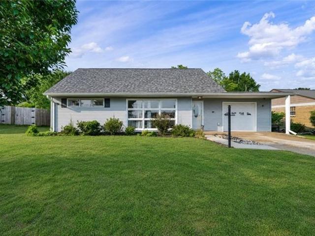 402 Baker Dr, Aliquippa, PA 15001