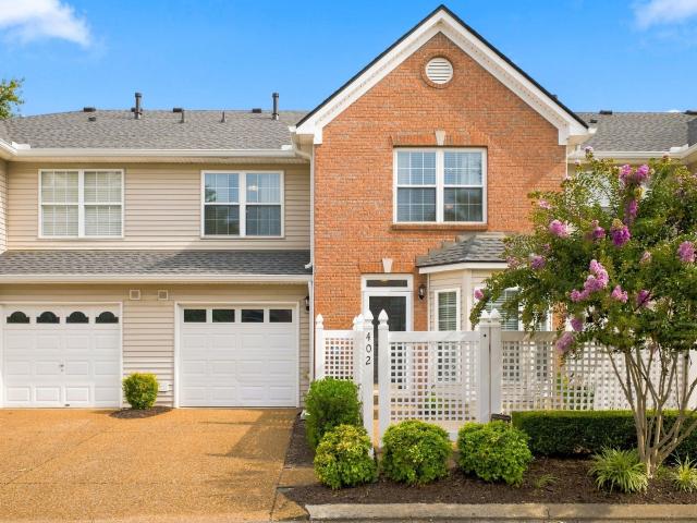 402 Bembridge Ln