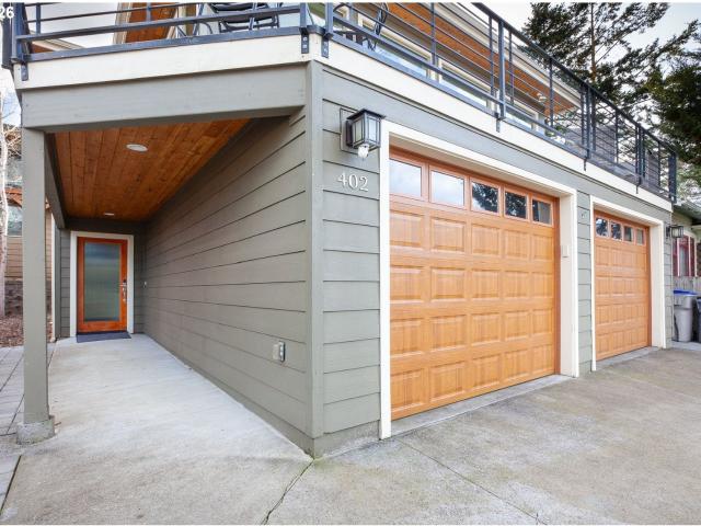 402 Bluff Rd, Hood River, OR