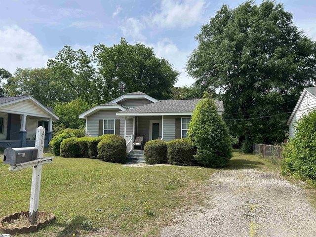 402 Gordon St, Greenville, SC 29611