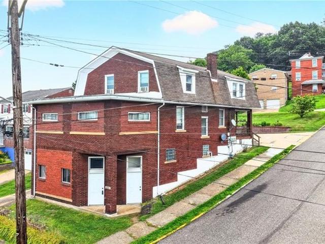 402 Gilmore Ave, Trafford, PA 15085
